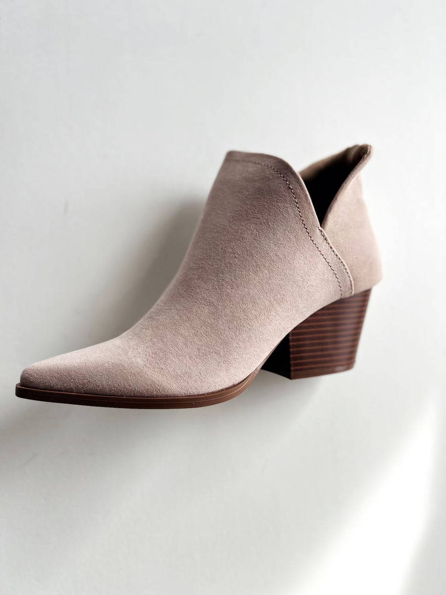 Birch V cut bootie – ImageBoutique